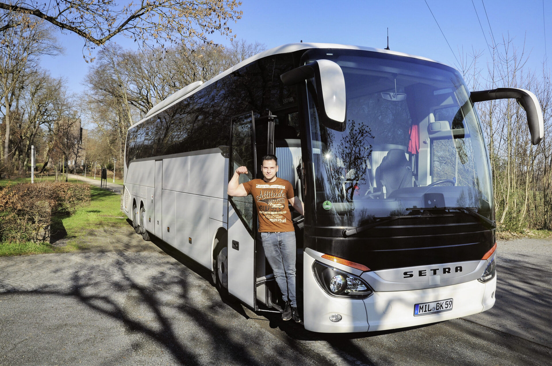 Daimler Trucks/ Setra-Buses: Bärenstarker Setra-Fan – LKW-News